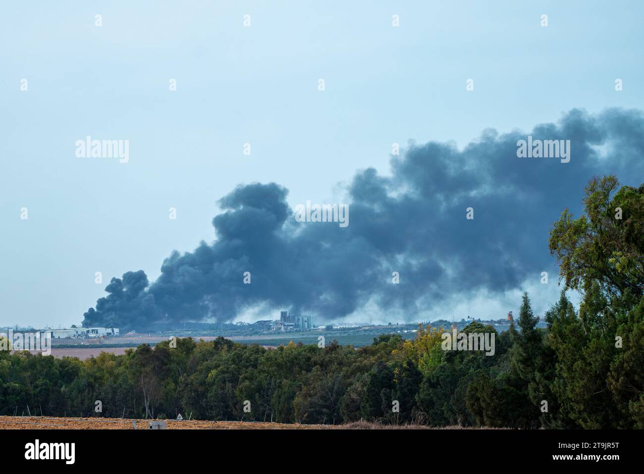 November 23, 2023 Smoke rises from Gaza city as Israeli forces advance ... November 23, 2023 Smoke rises from Gaza city as Israeli forces advance ...