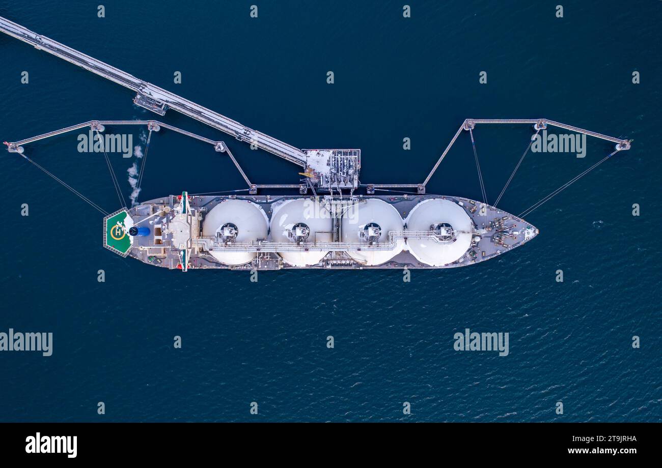 Lng carrier hi-res stock photography and images - Alamy
