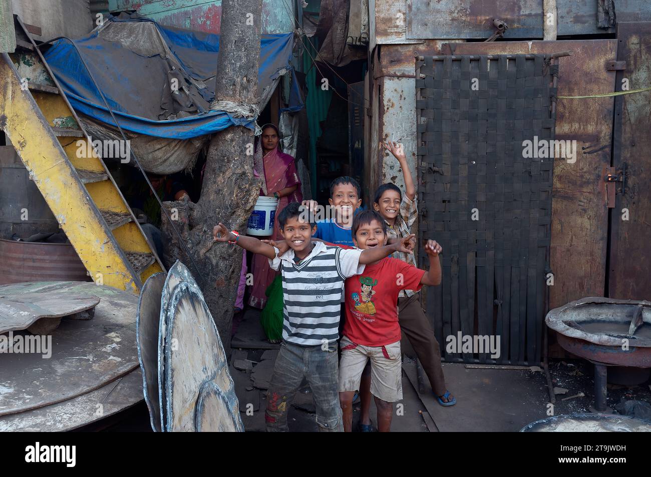 Happy slum children hi-res stock photography and images - Alamy