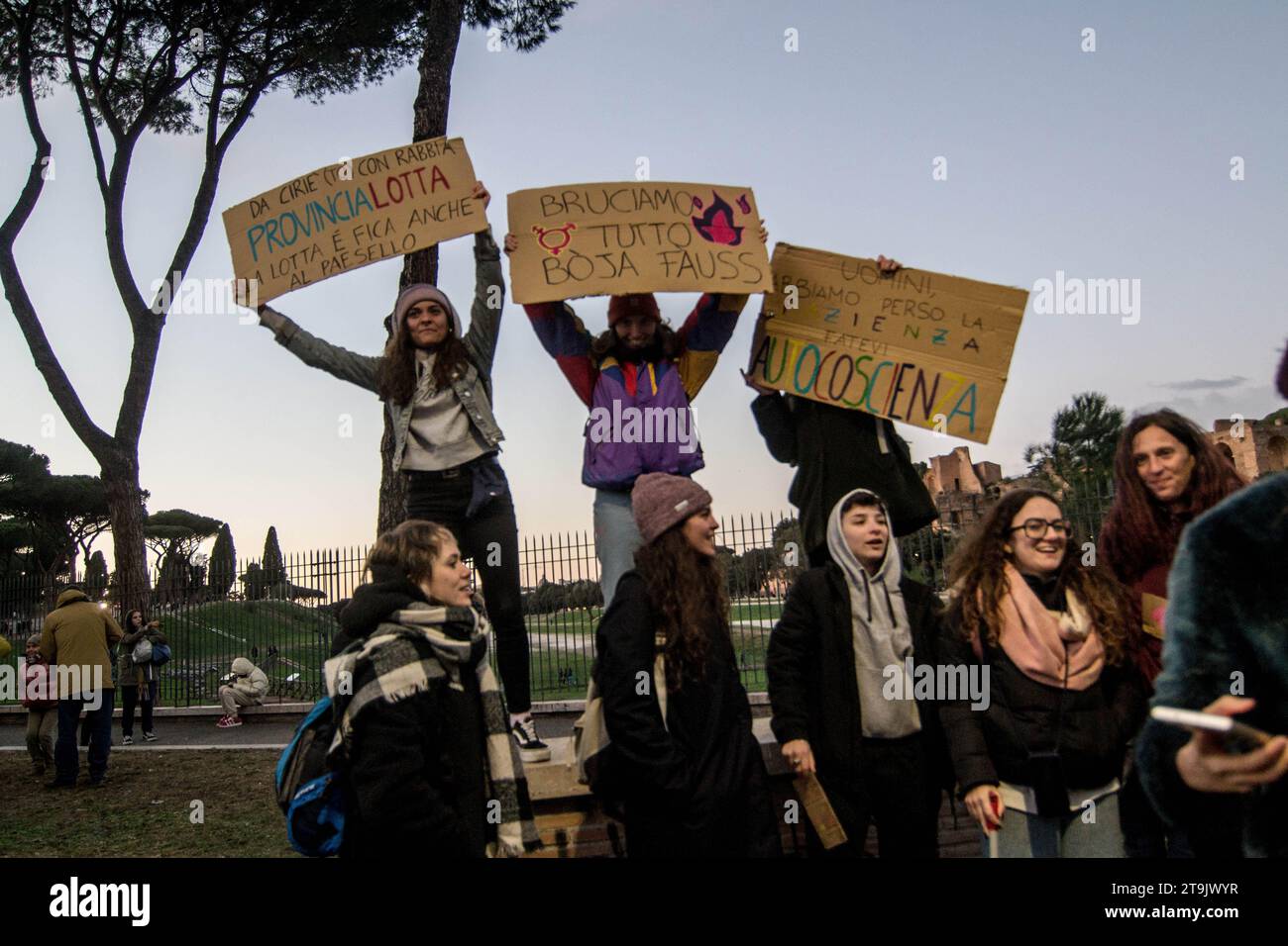 Violenze against women hi-res stock photography and images - Alamy