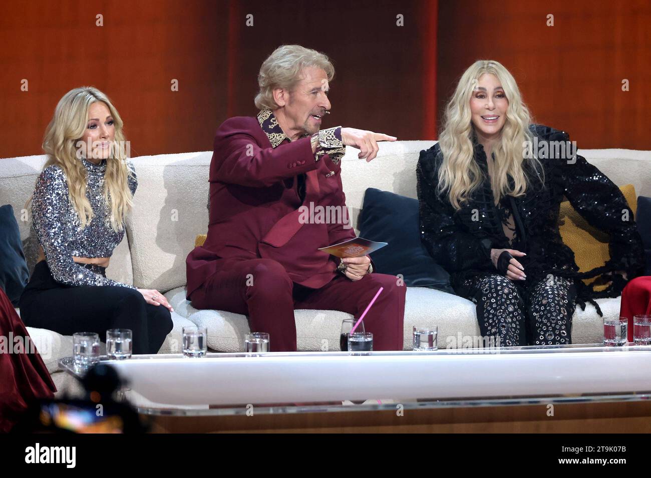 ZDF - Wetten, dass. Sängerin Helene Fischer, Fernsehmoderator Thomas Gottschalk und Cher während ...