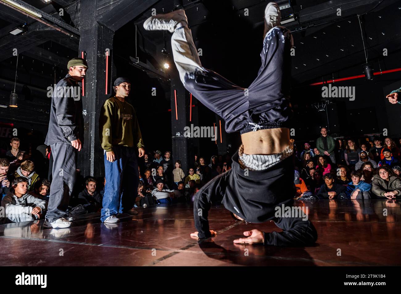 International hip hop dance competition hi-res stock photography and ...