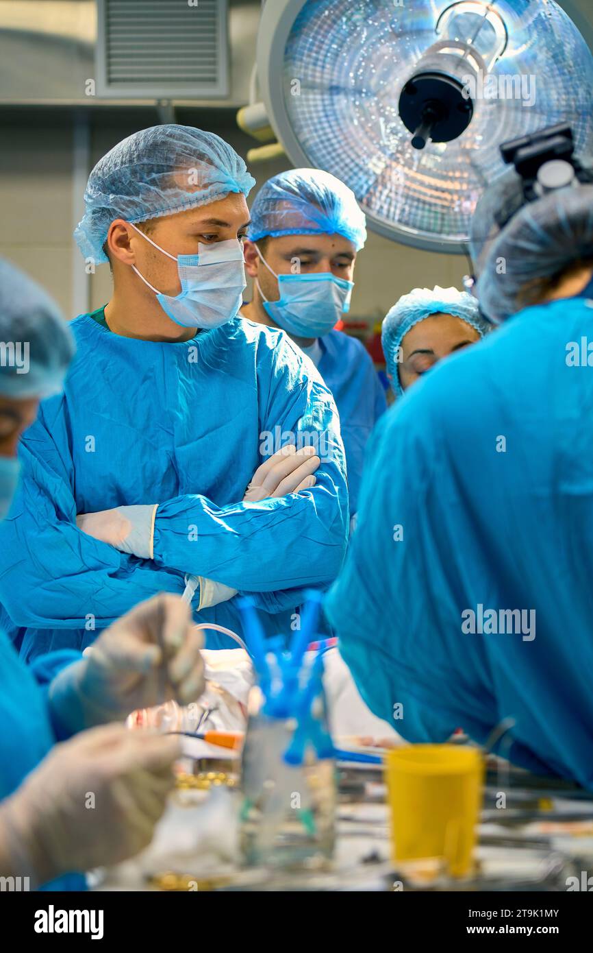 Emergency surgeries hi-res stock photography and images - Alamy