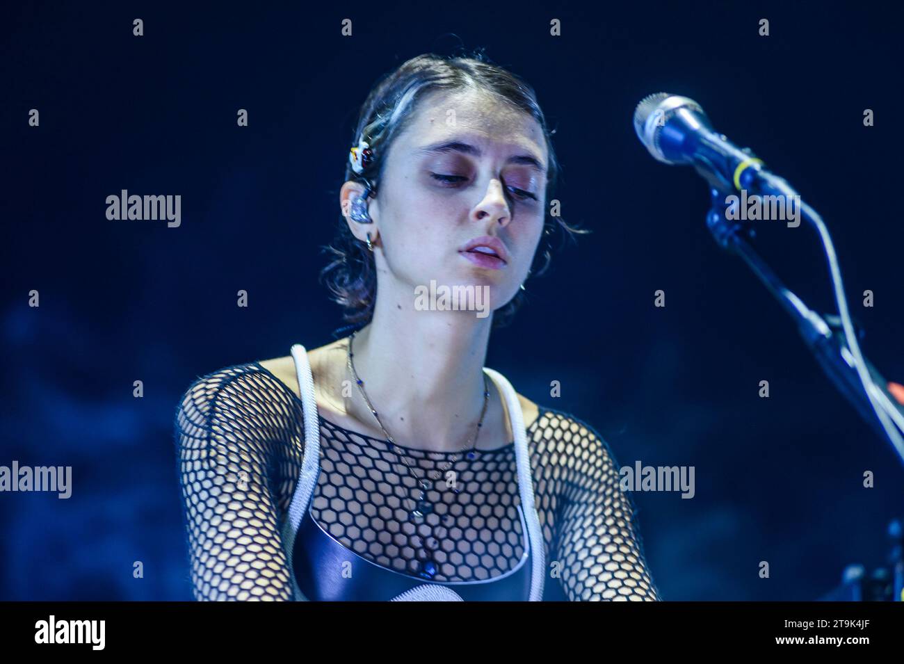 The french artist Pomme plays live at Forest National | La chanteuse et ...