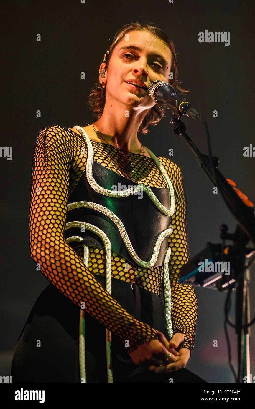 The french artist Pomme plays live at Forest National | La chanteuse et ...