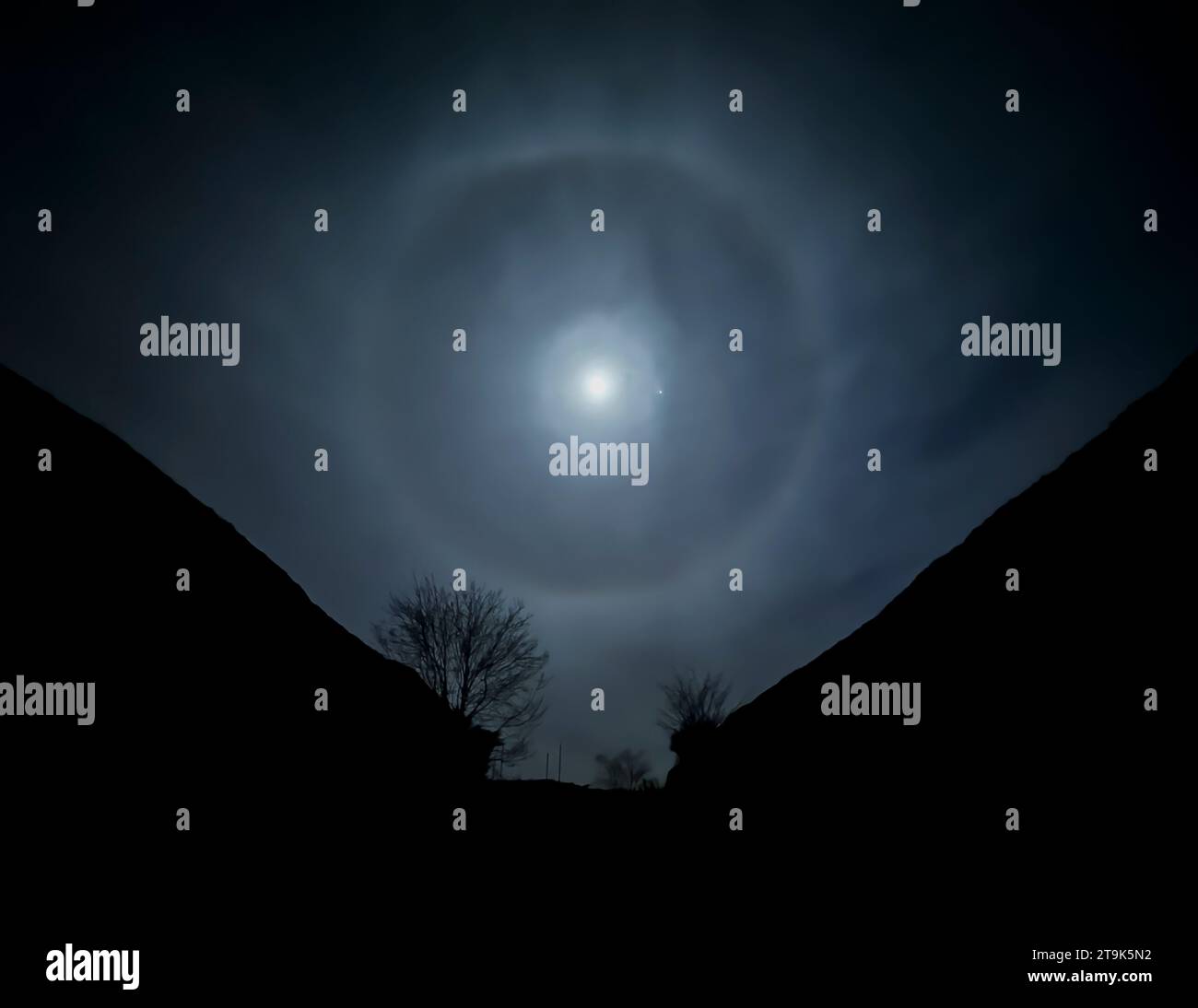 Freezing planet hi-res stock photography and images - Alamy