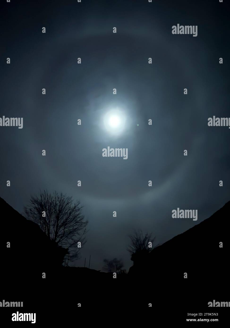 Freezing planet hi-res stock photography and images - Alamy