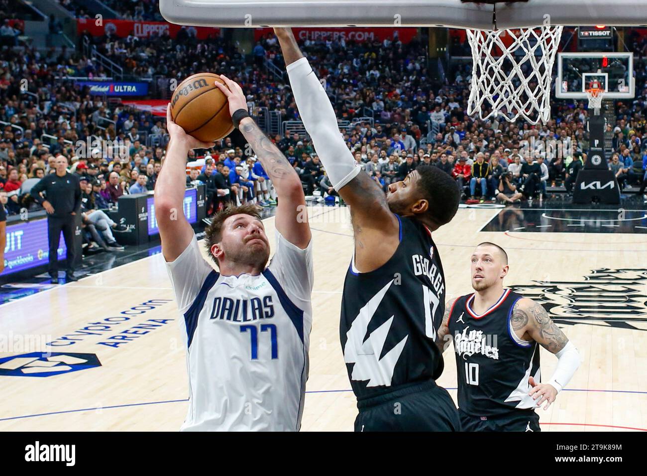 Luka doncic dallas mavericks 2024 hi-res stock photography and images ...
