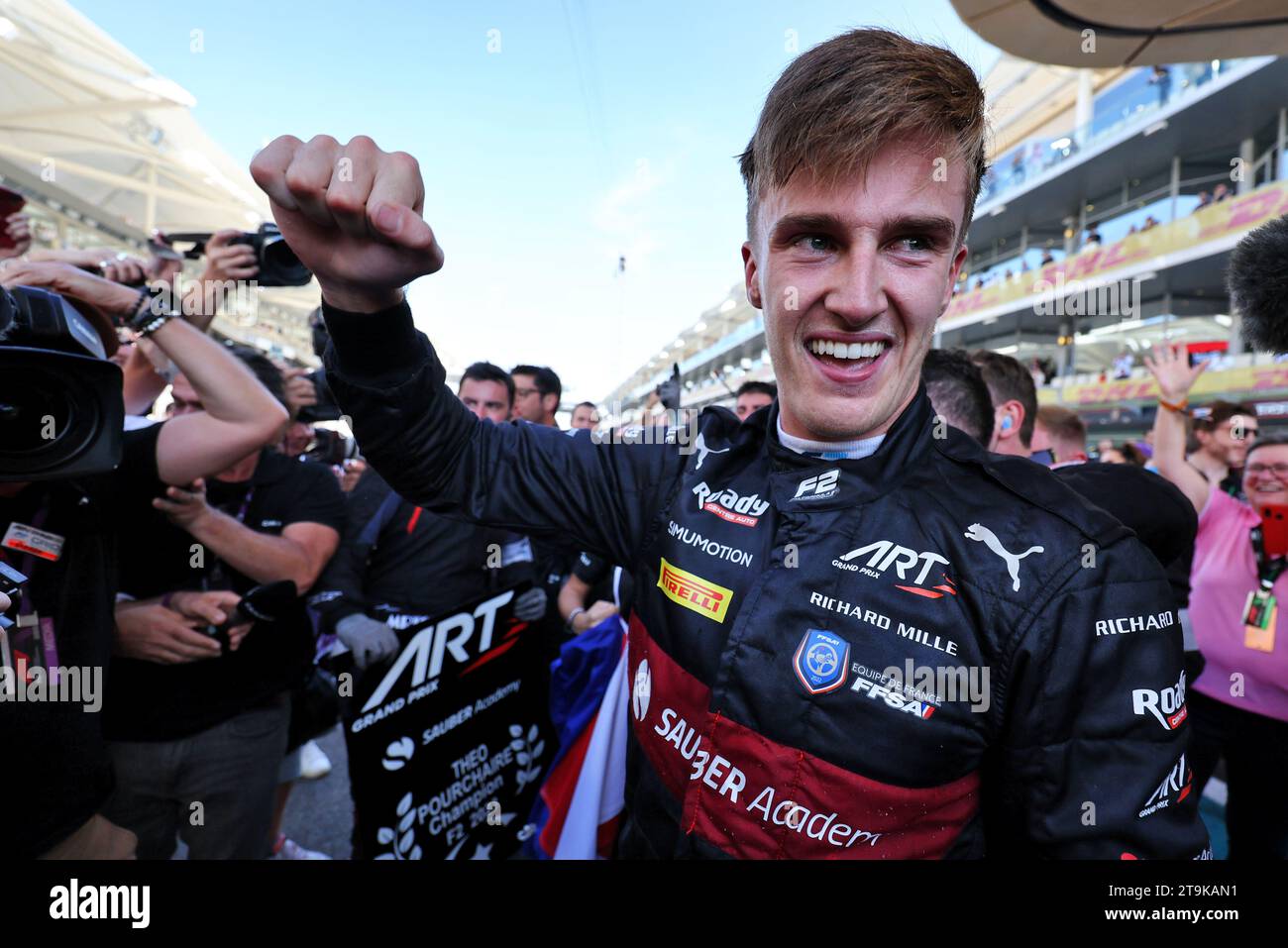 Abu Dhabi, Abu Dhabi. 26th Nov, 2023. Theo Pourchaire (FRA) Alfa Romeo ...