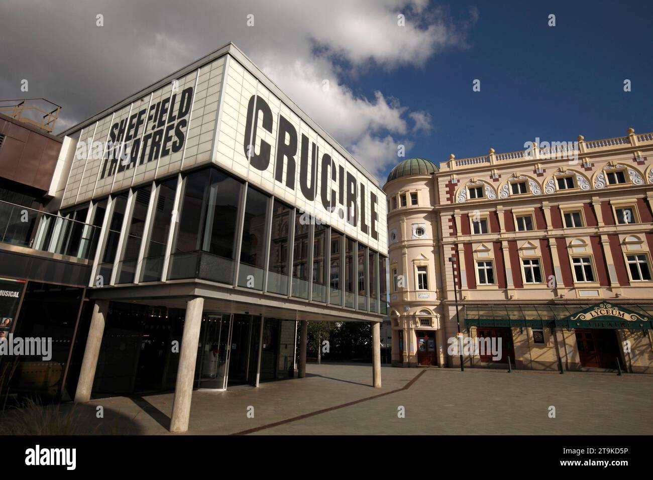 Iconic sheffield hi-res stock photography and images - Alamy