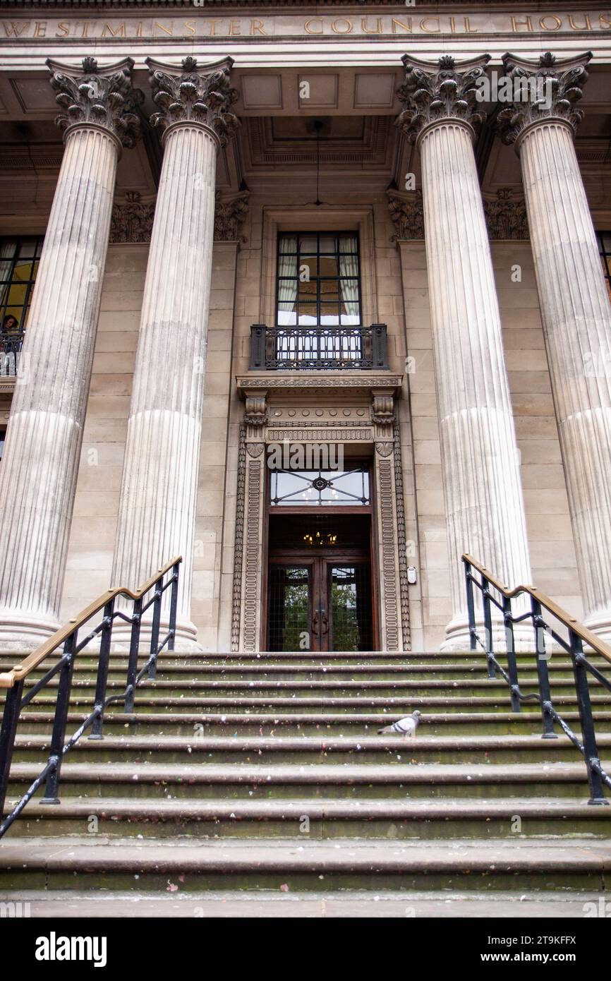 Central london registry office hi-res stock photography and images - Alamy