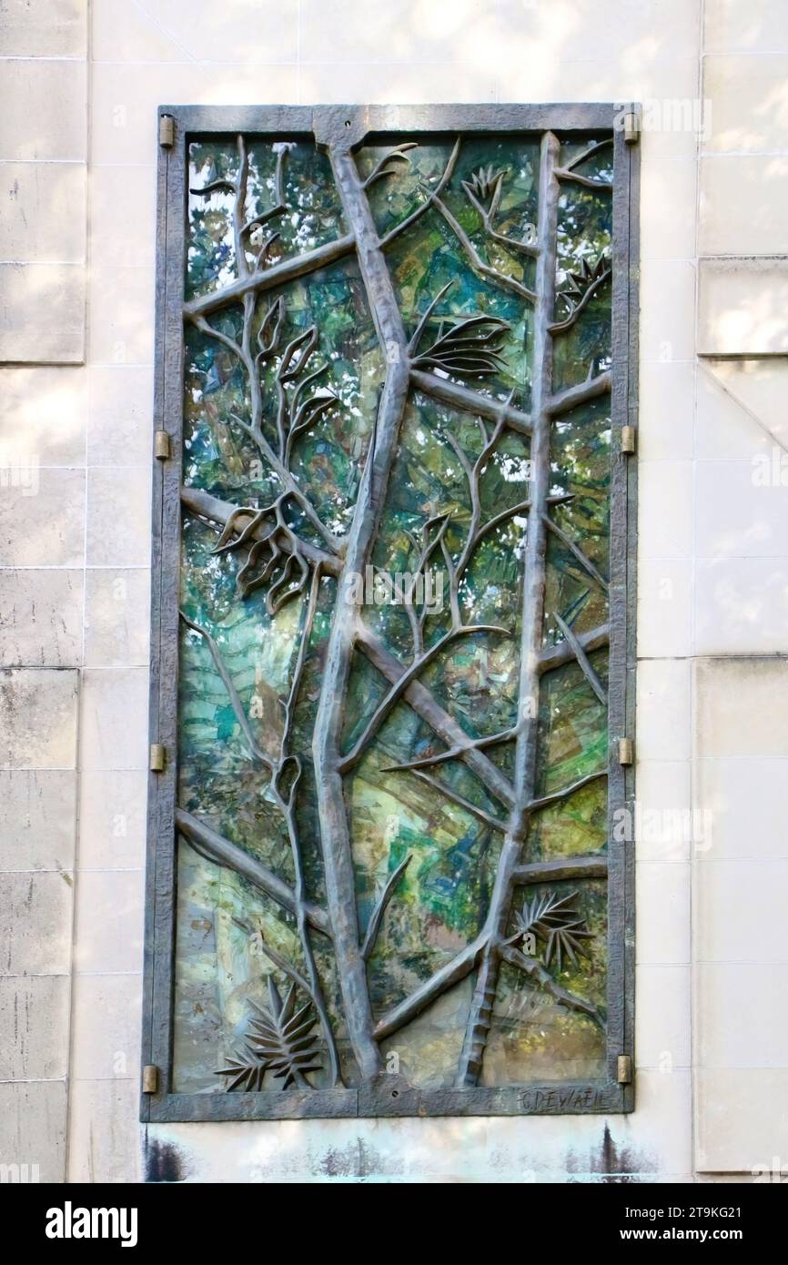 Exterior wall design hi-res stock photography and images - Alamy