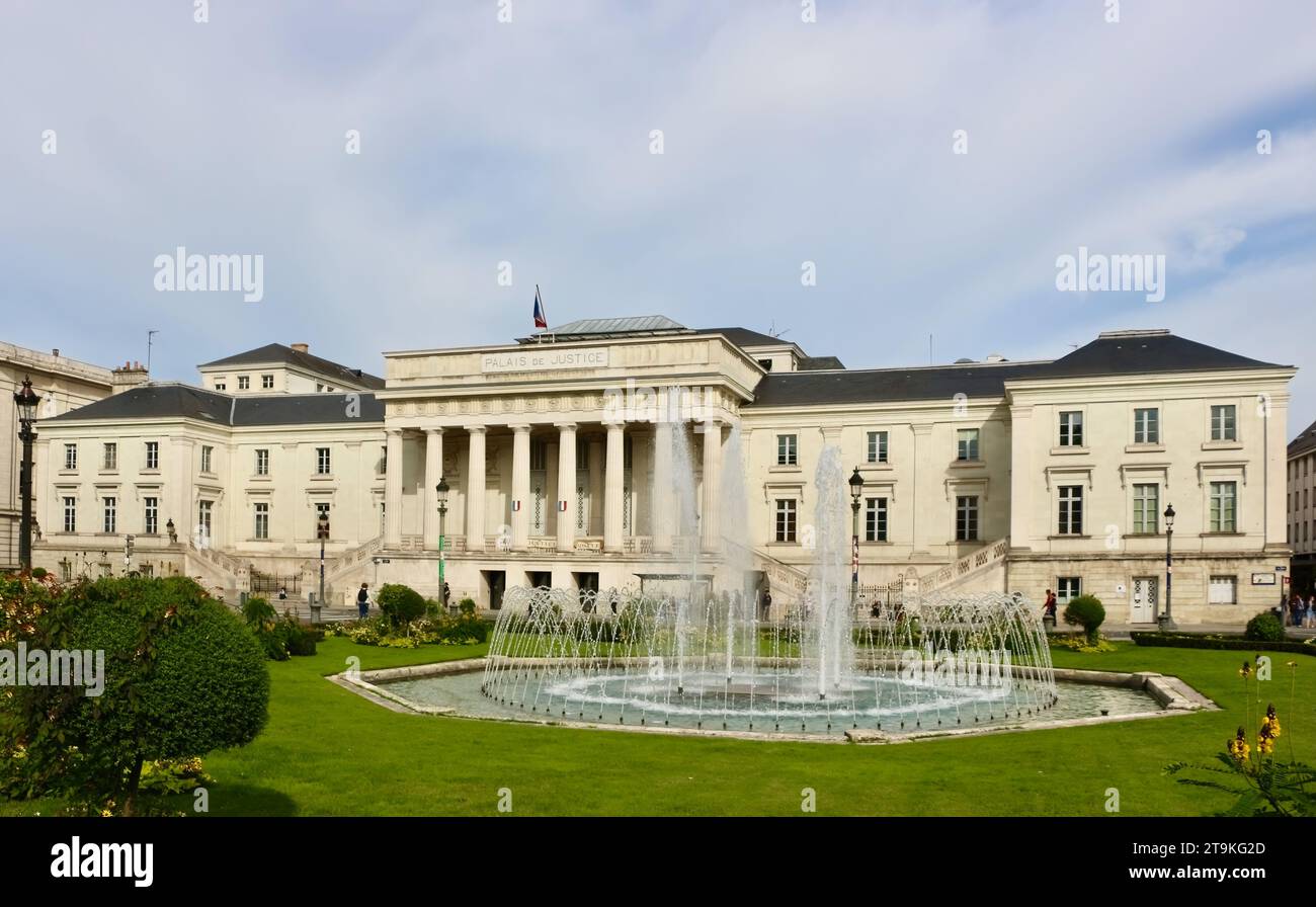 Fountain and Facade of the Palace of Justice Place Jean-Jaurès Tours ...