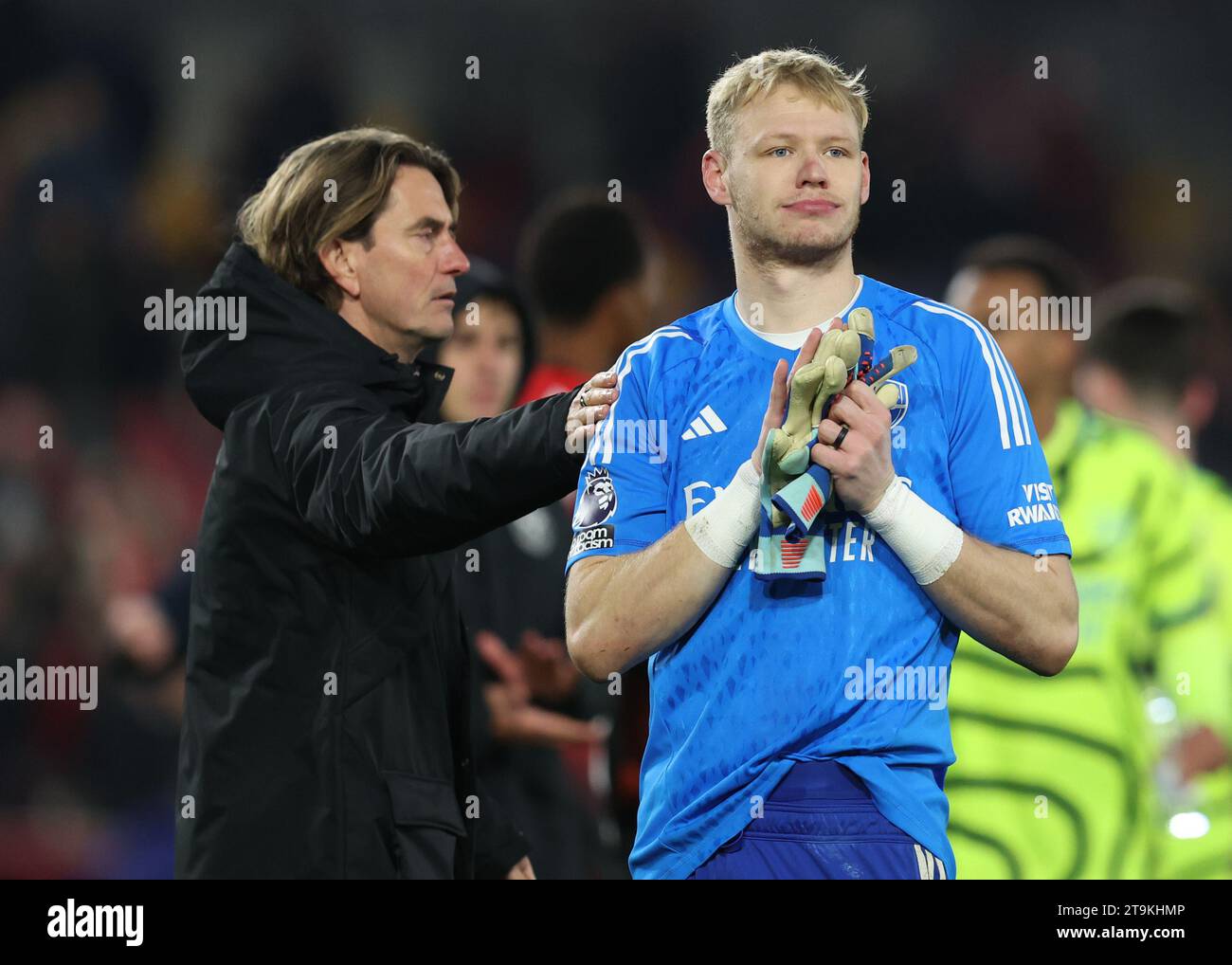 London, UK. 25th Nov, 2023. Aaron Ramsdale of Arsenal applauds the fans ...