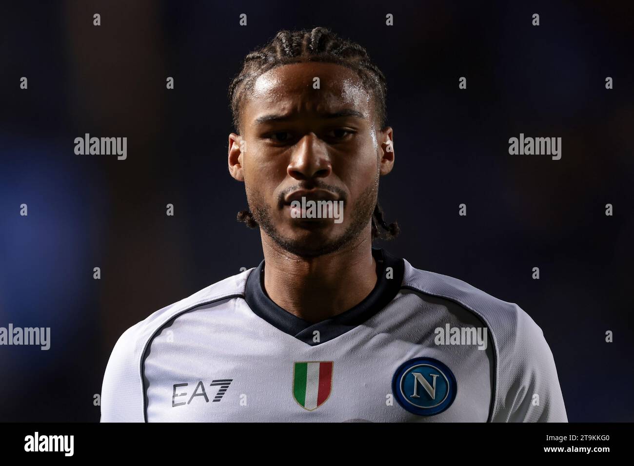 Bergamo, Italy. 25th Nov, 2023. Jens Cajuste of SSC Napoli during the ...