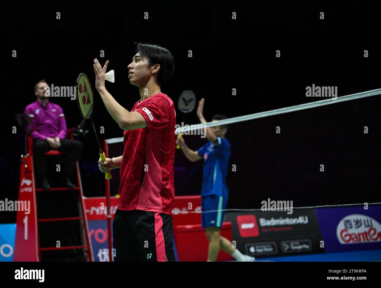 Badminton spectators hi-res stock photography and images - Alamy