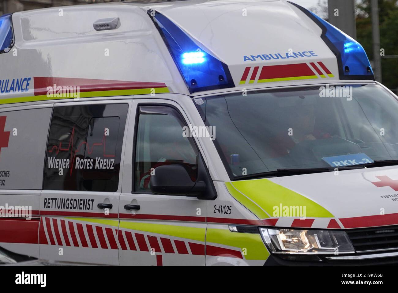 Wien, Ambulanz Foto Gladys Chai von der Laage *** Vienna, Ambulance ...