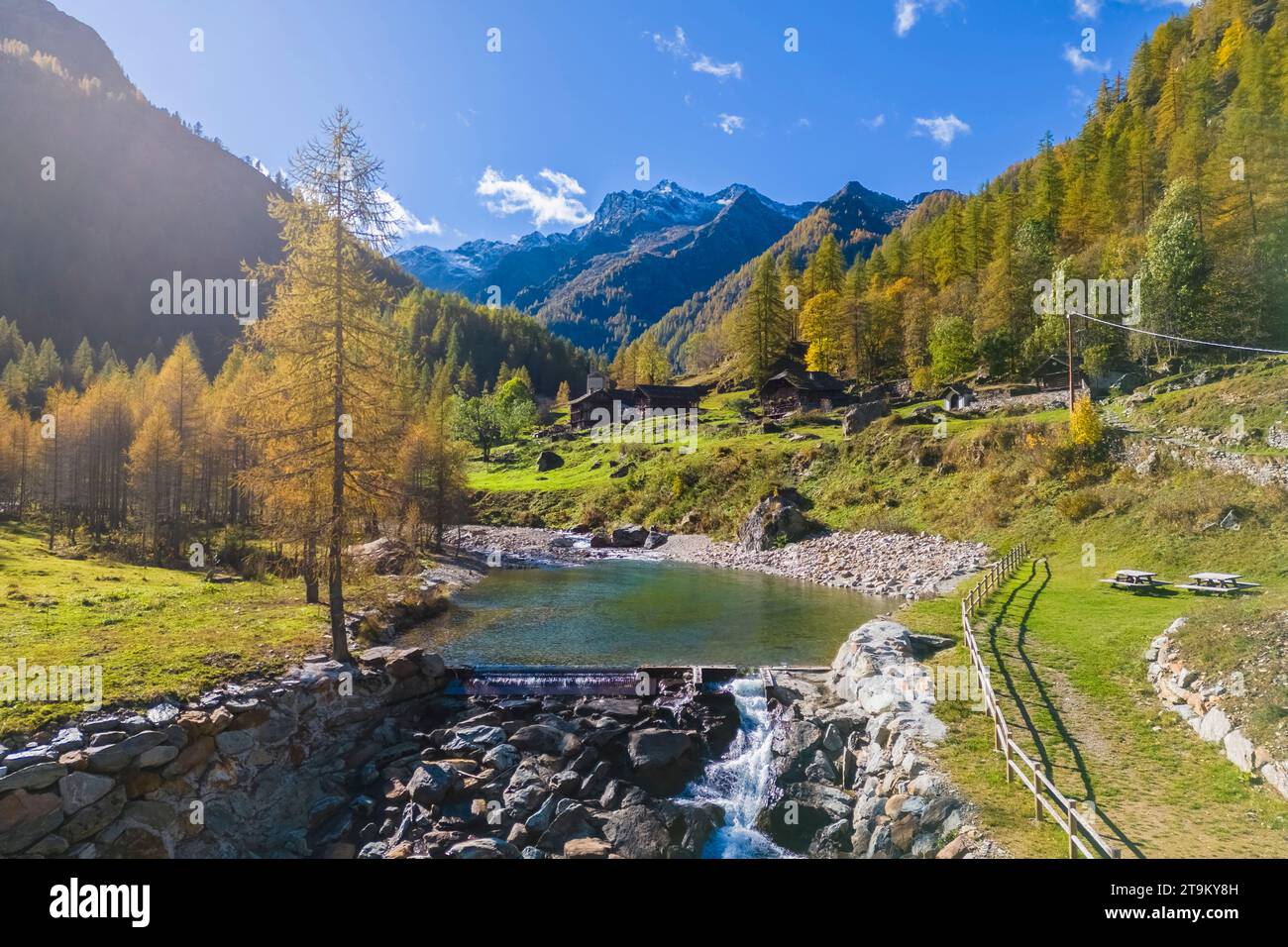 Lago artificiale di peccia hi-res stock photography and images - Alamy
