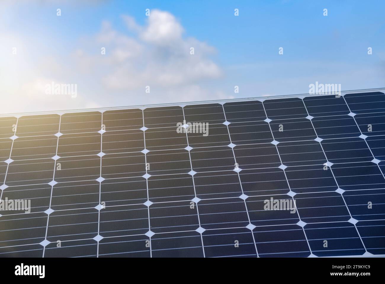 Boom bei Photovoltaik für Freiflächen-PV oder Dachmontage ...