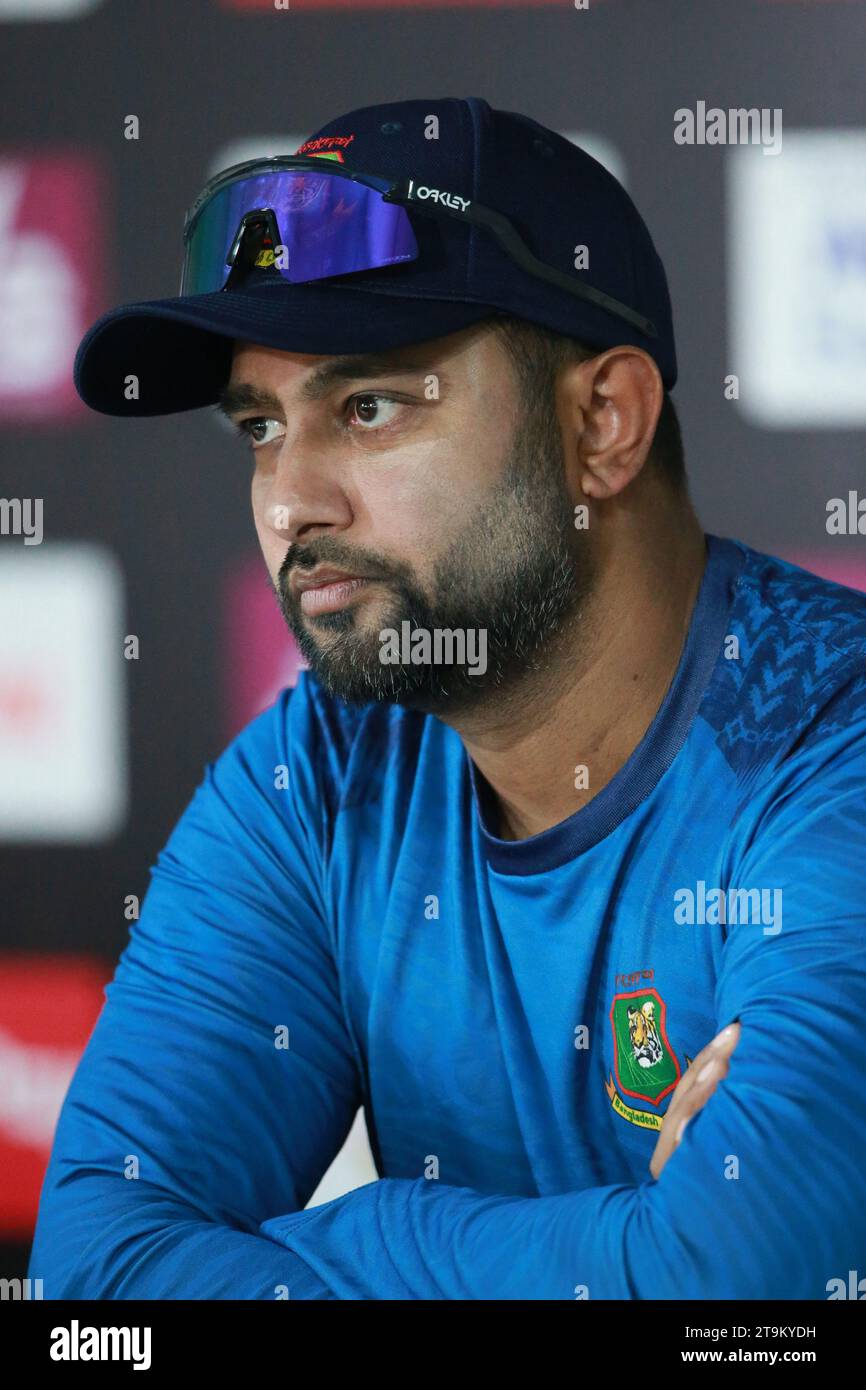 Nafees Bari Sohni English Translation