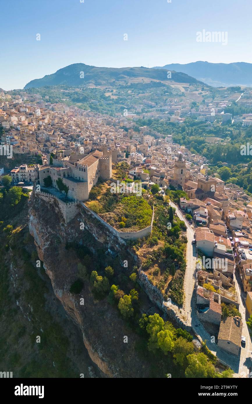 Caccamo sicily hi-res stock photography and images - Alamy
