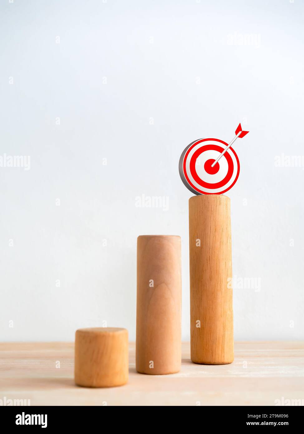 3d Target goal icon on natural eco wooden sticks bar graph chart steps ...