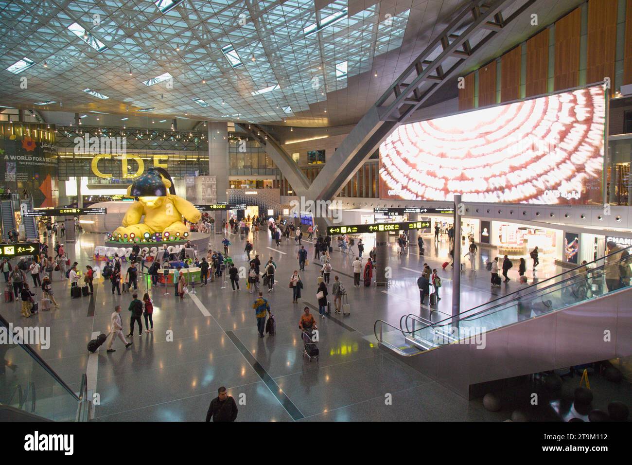 Qatar doha hamad international hi-res stock photography and images - Alamy