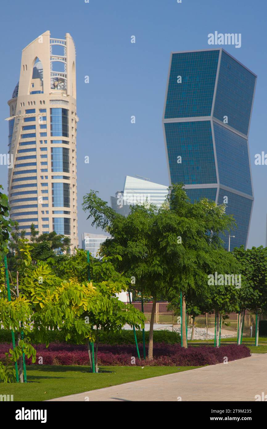 Lusail skyscrapers hi-res stock photography and images - Alamy