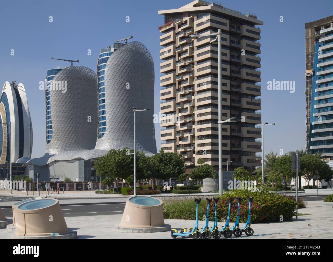 Lusail skyscrapers hi-res stock photography and images - Alamy