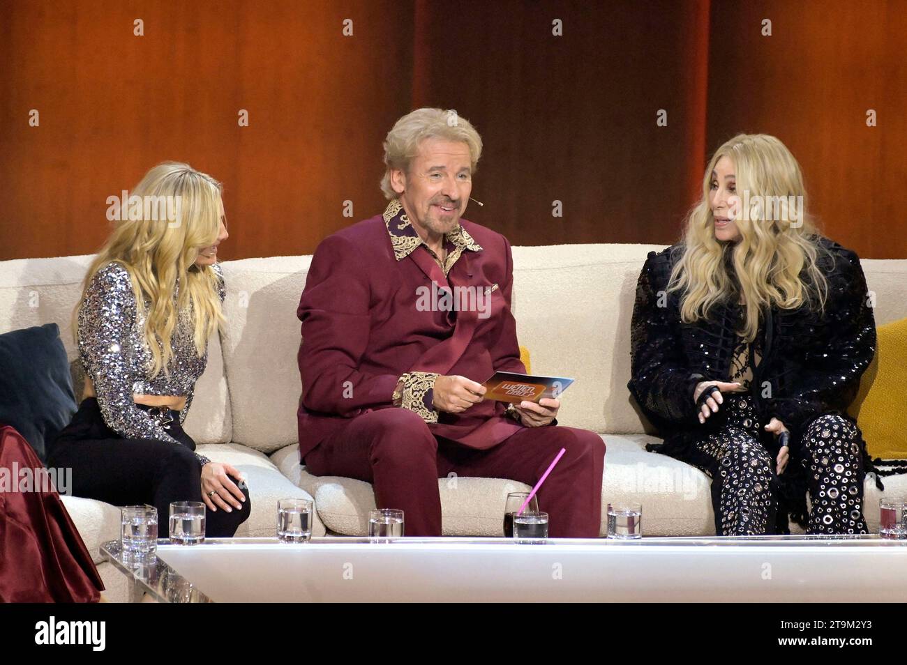 Helene Fischer, Thomas Gottschalk und Cher in der ZDF-Unterhaltungsshow 'Wetten, dass..?' live ...