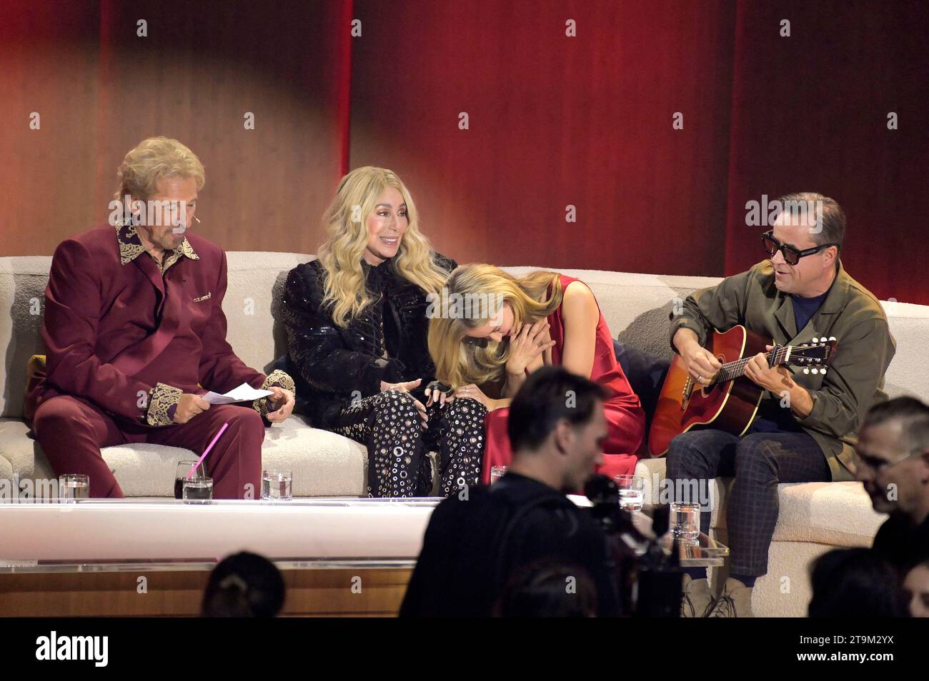 Thomas Gottschalk, Cher, Stefanie Stappenbeck und Jan Josef Liefers in ...