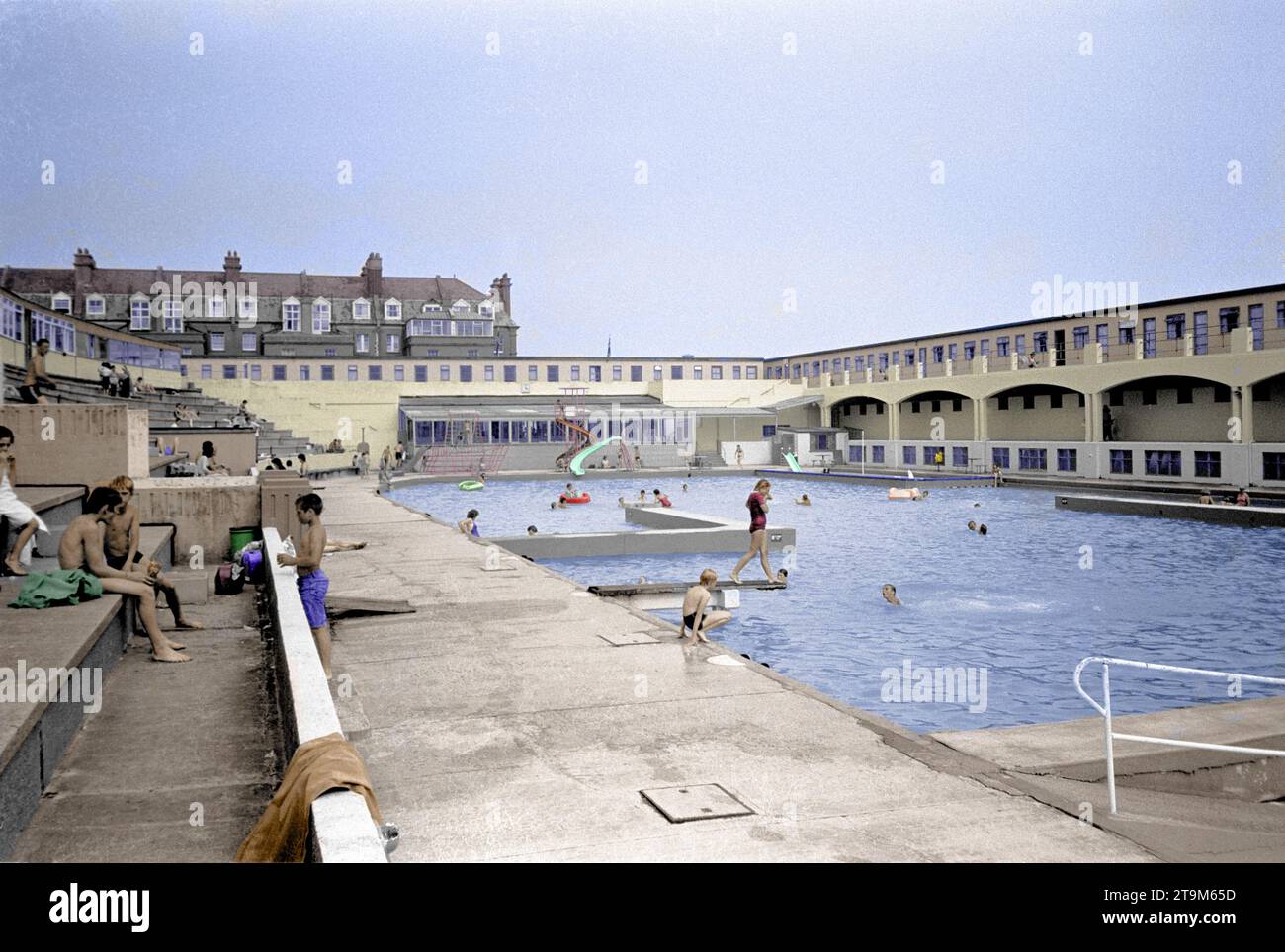 colourised bw photo of the Hastings Bathing Pool holiday camp in 1981 ...