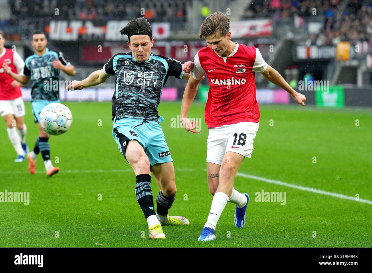 ALKMAAR - (l-r) Oskar Buur of FC Volendam, David Moller Wolfe of AZ ...