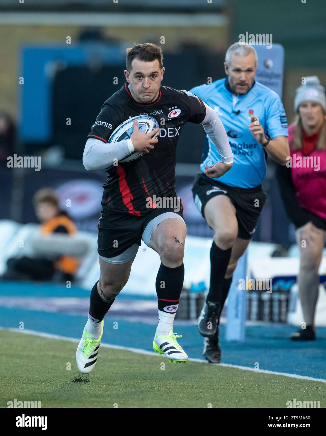 Saracens Tom Parton in action during the Gallagher Premiership Rugby ...