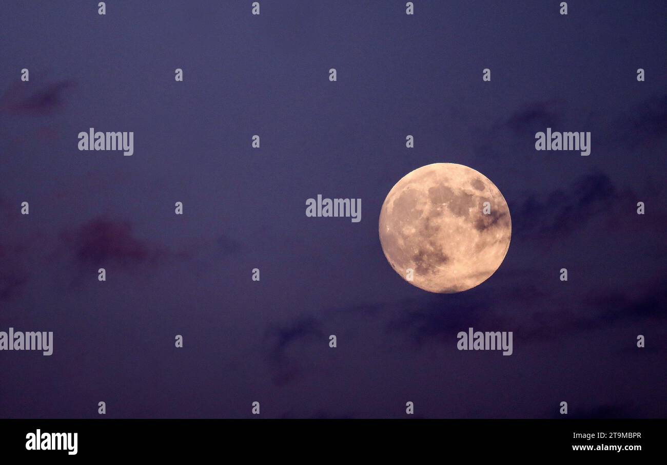 Zagreb, Croatia. 26th Nov, 2023. The full moon in November, known as ...