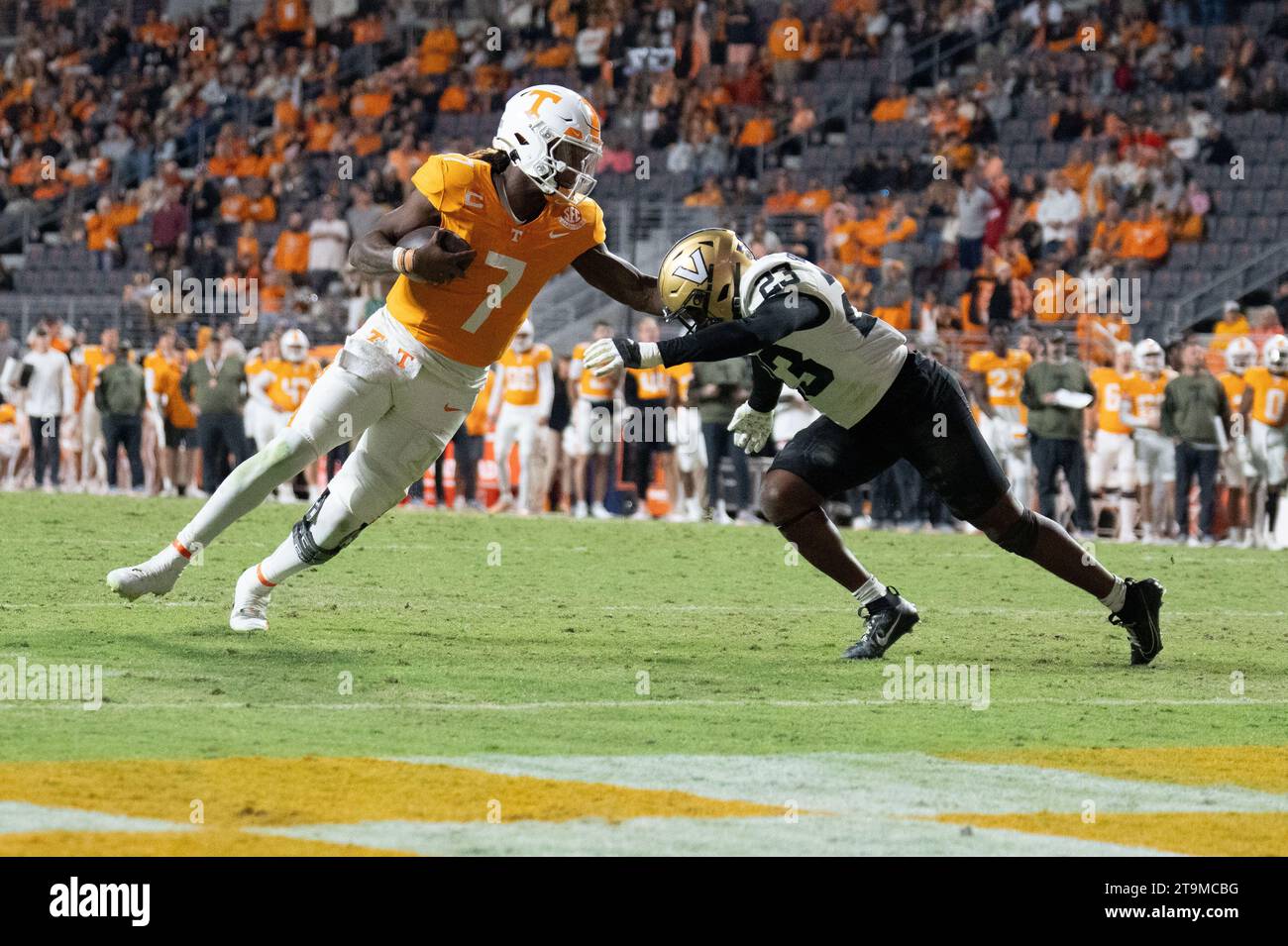 Knoxville, United States. 25th Nov, 2023. November 25, 2023: Joe Milton ...