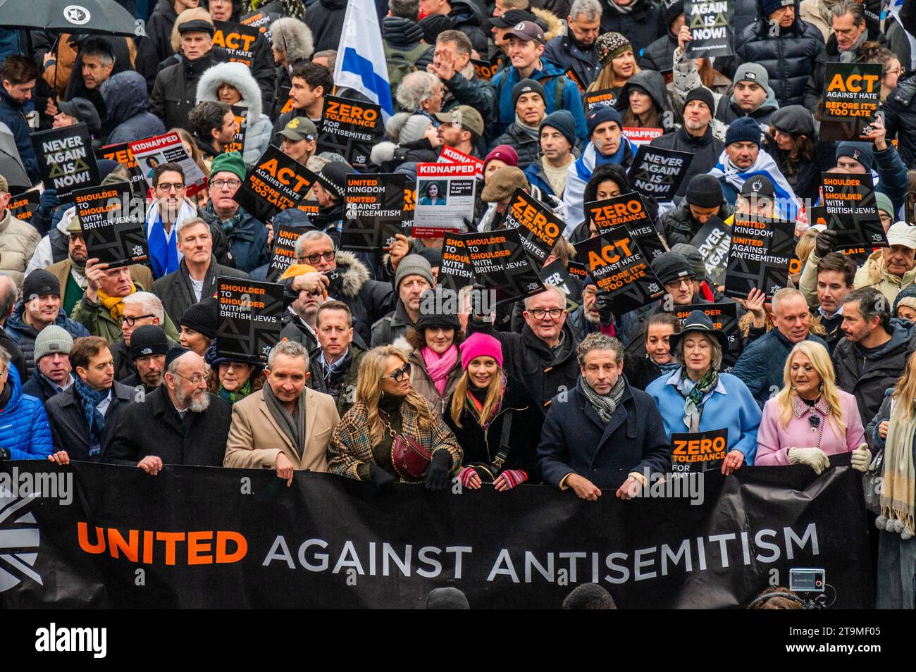 London, UK. 26th Nov, 2023. The march is led by Eddie Marsan, Rachel ...