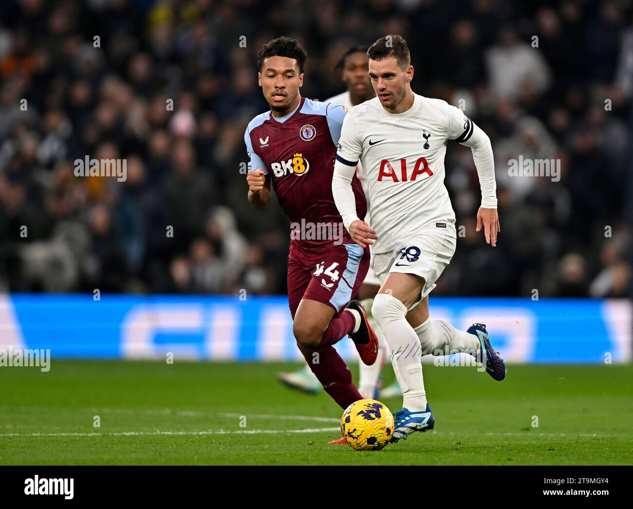 London, UK. 26th Nov, 2023. Giovani Lo Celso (Tottenham) goes past ...