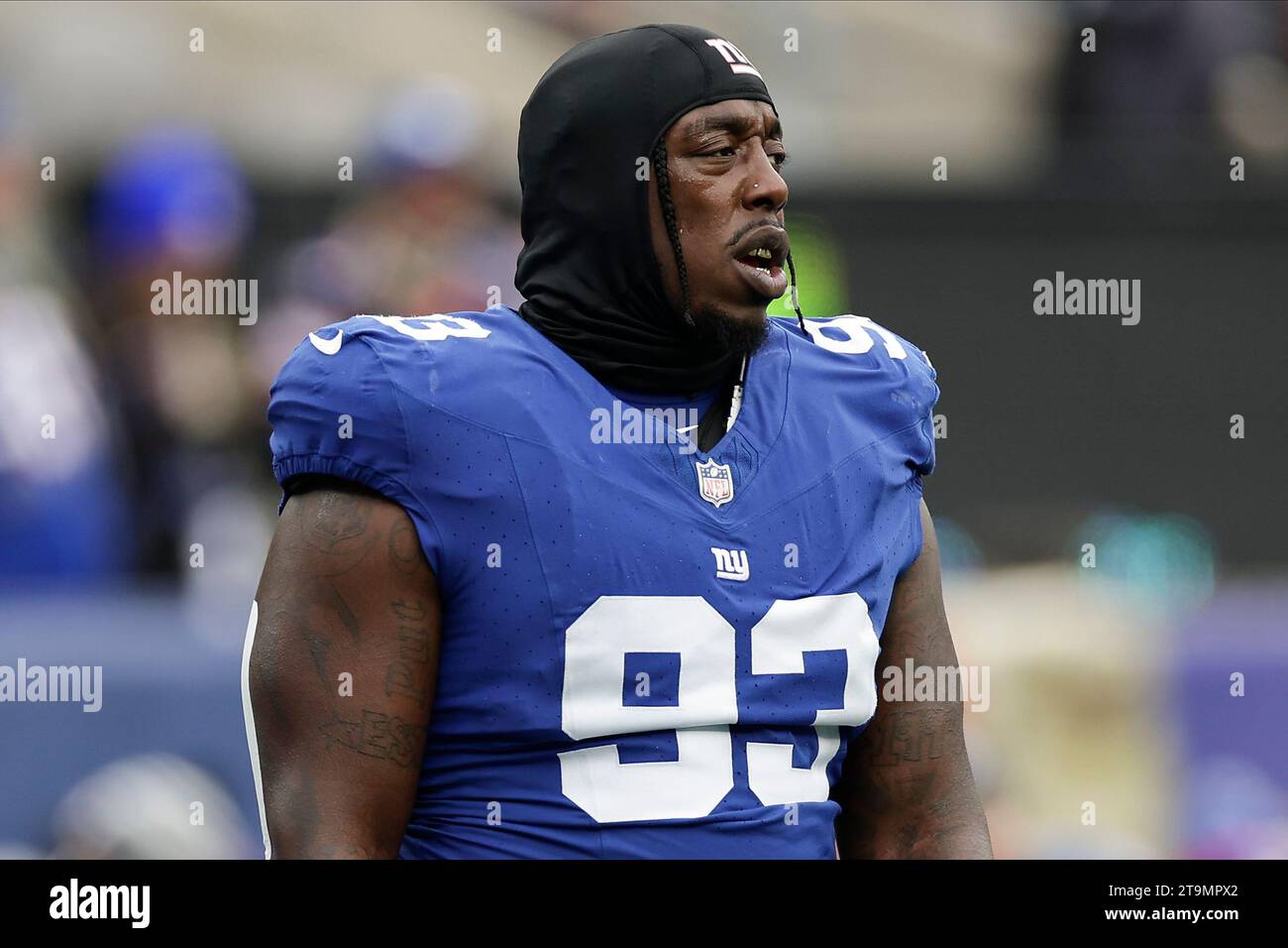 New York Giants defensive tackle Rakeem Nunez-Roches (93) warms up ...
