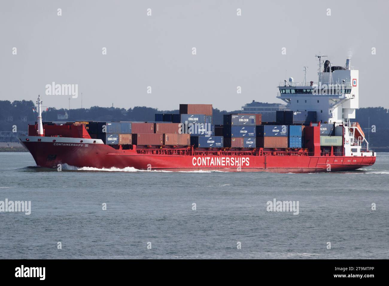 The container ship Containerships VI leaves the port of Rotterdam on ...