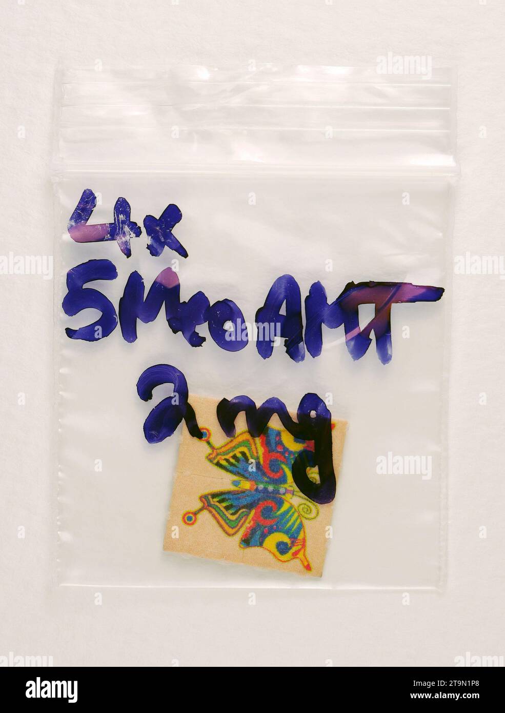 5-MeO-Αmt Blotters - Tryptamines [psychedelic chemicals] Stock Photo ...