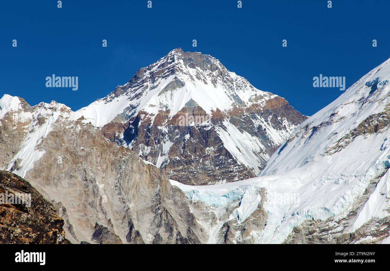 Mount Changtse, Tibetan mount near mt. Everest, Nepal and Tibet ...