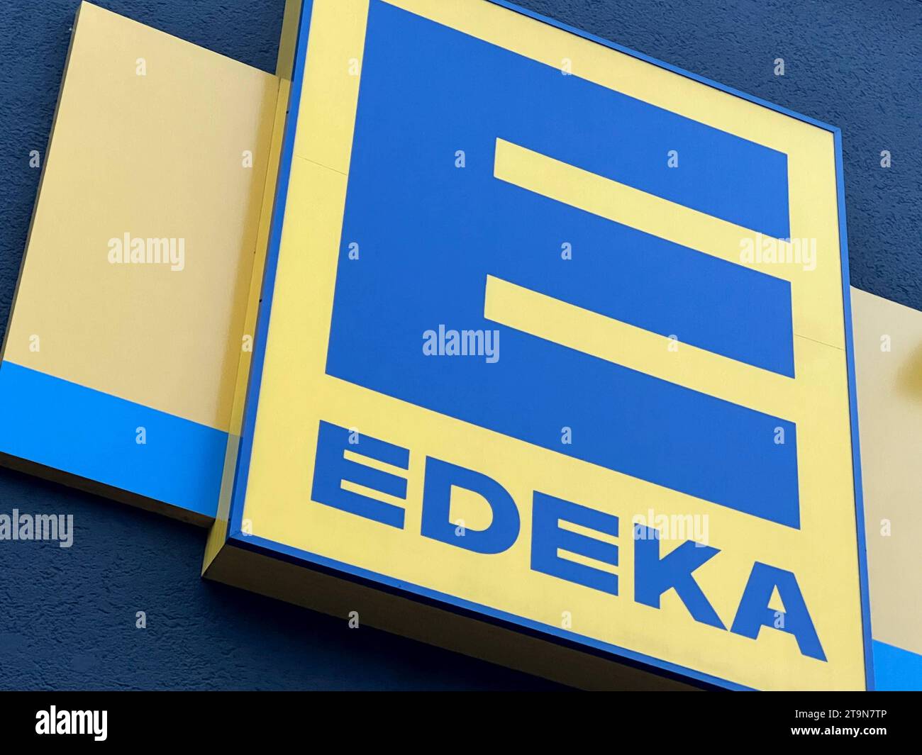 Logo EDEKA *** Logo EDEKA Copyright: xmix1x Credit: Imago/Alamy Live ...