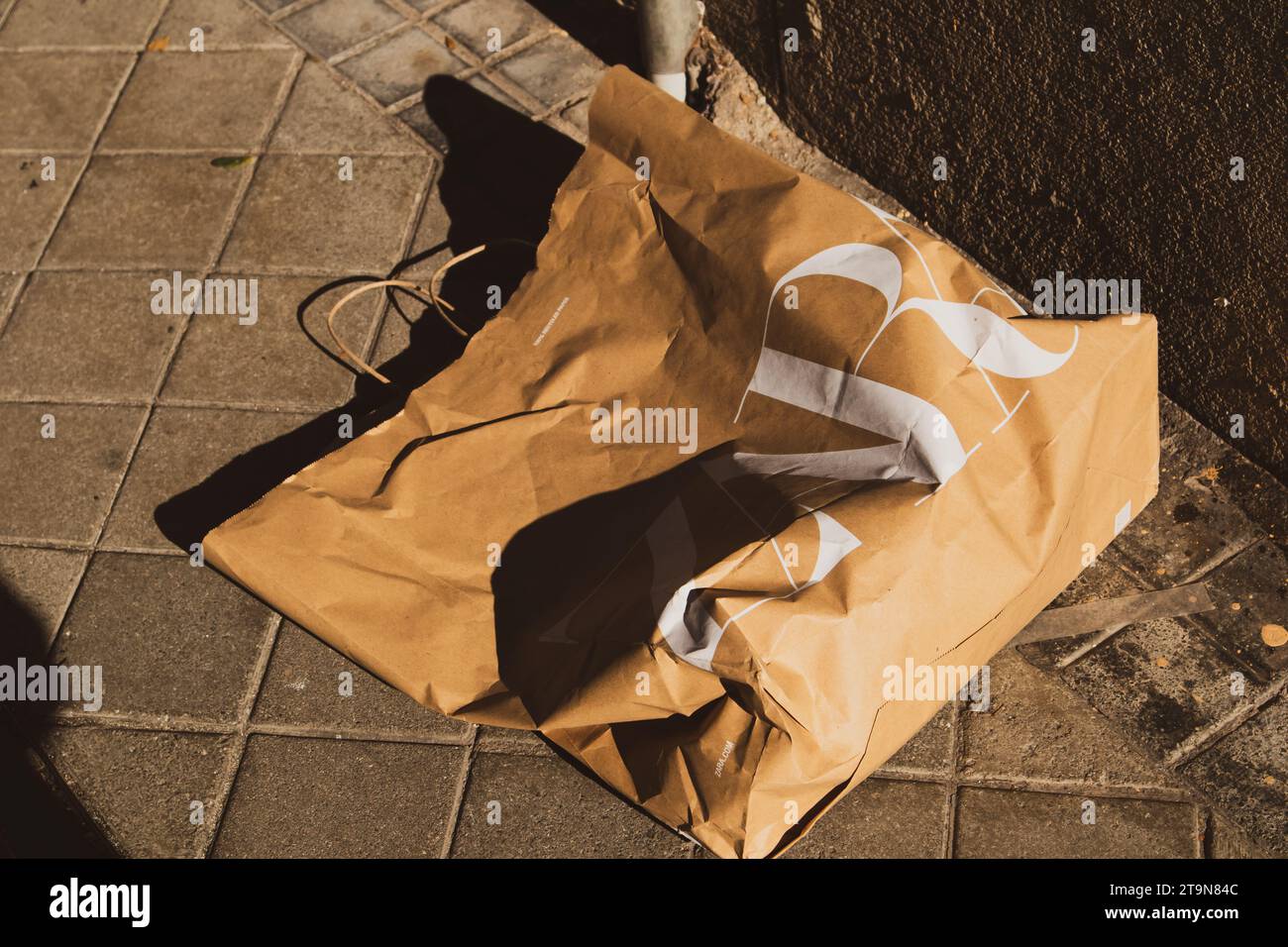 Zara packaging hi-res stock photography and images - Alamy