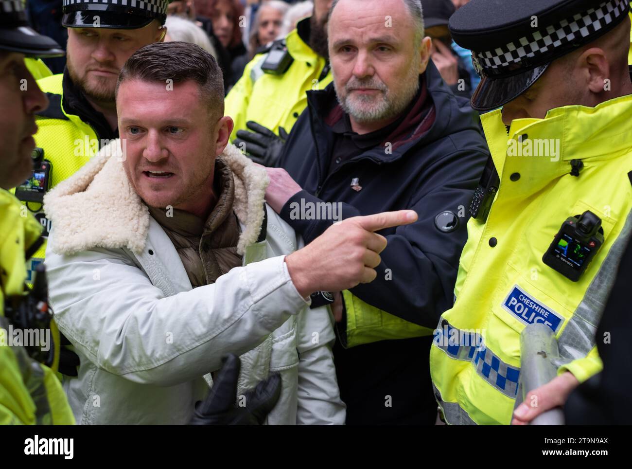 Police arrest far right agitator Tommy Robinson at the March Against ...