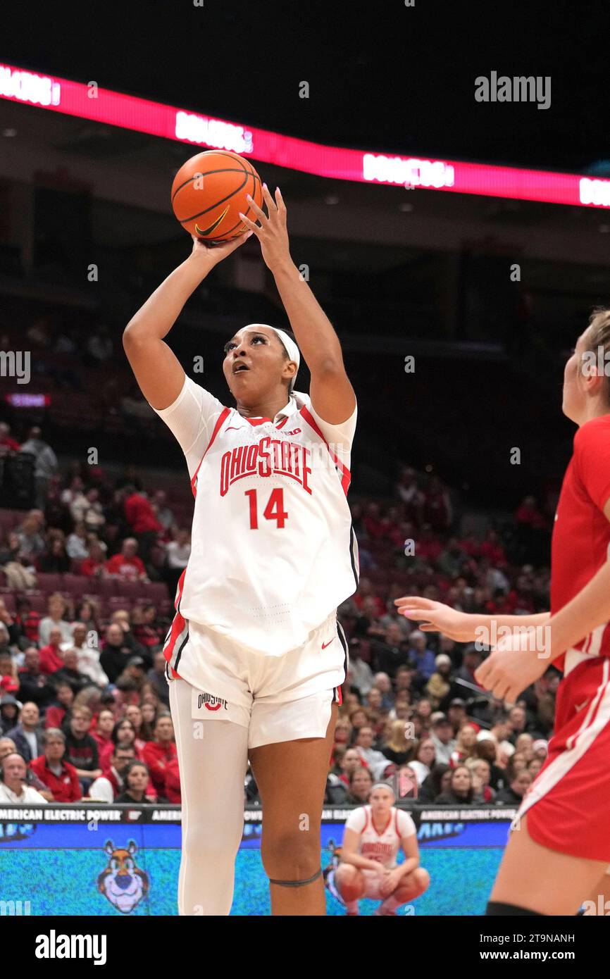 COLUMBUS, OH - NOVEMBER 26: Taiyier Parks #14 of the Ohio State ...