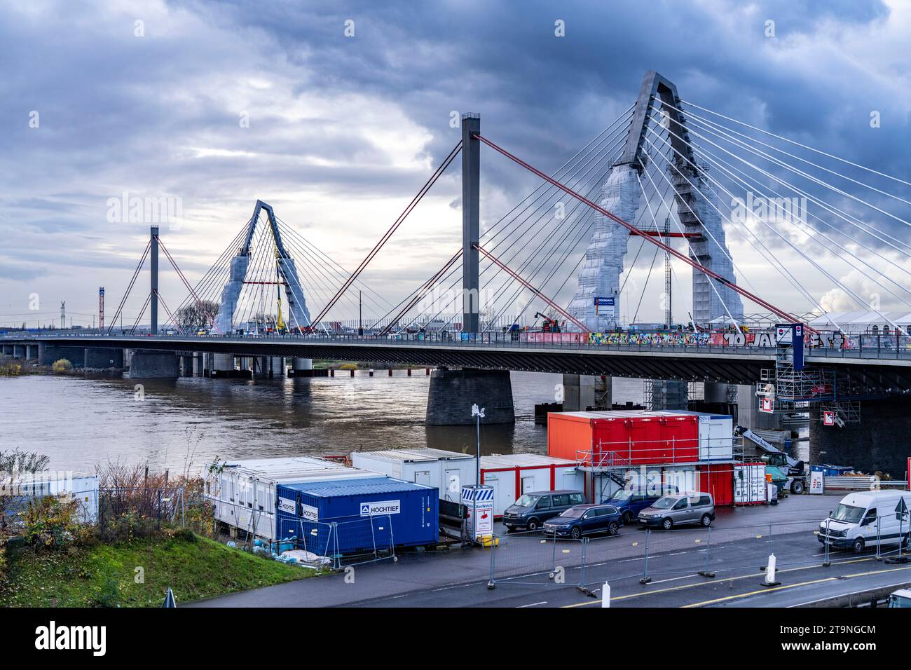 New construction of the A1 motorway bridge over the Rhine near ...