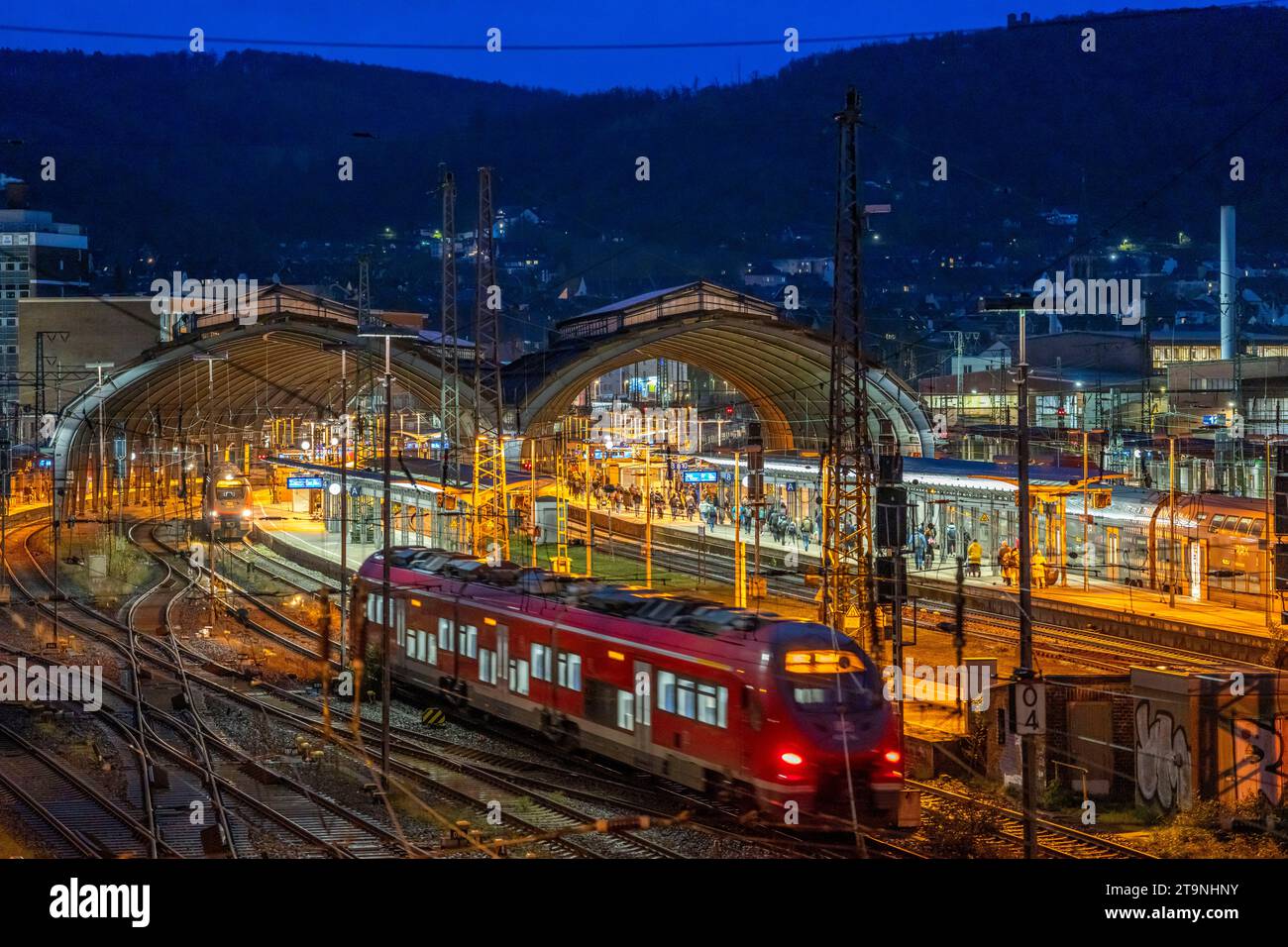 The main railway station of Hagen, station halls, tracks, platforms ...