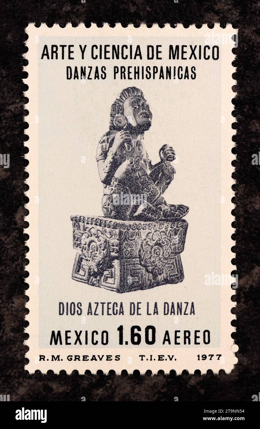 Dios azteca de la danza hi-res stock photography and images - Alamy