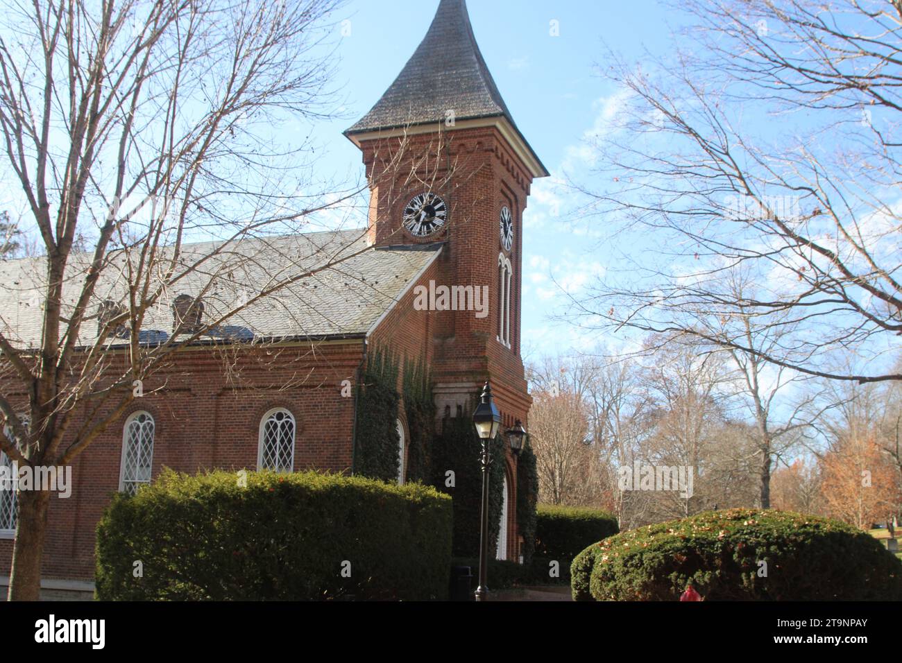 Lexington, USA. 26th Nov, 2023. Exterior view of Lee Chapel, now known ...